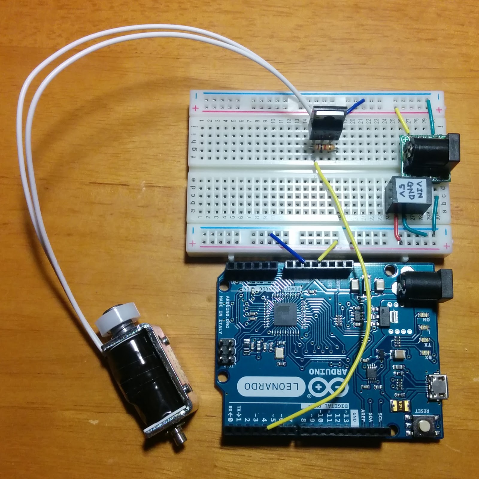 Arduinoで12vを制御して、ソレノイドを動かす方法 試行錯誤な日々