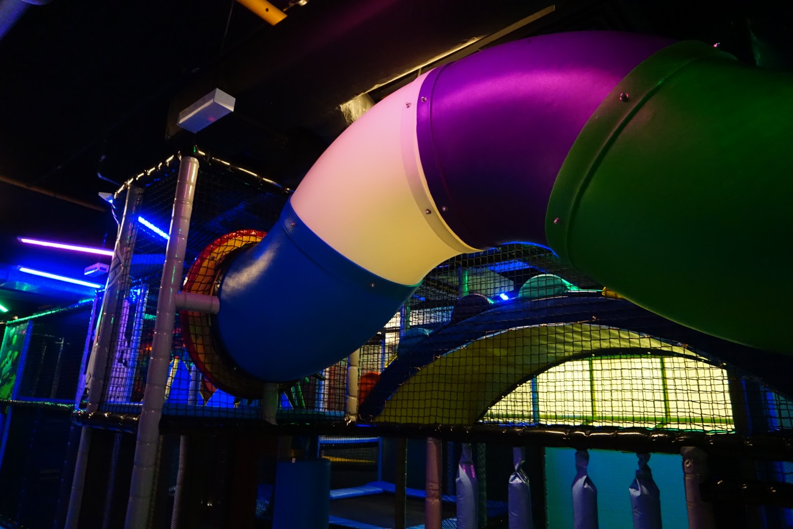 5 Little Angels: Star Light Kids, a Space-themed Indoor Playground at ...