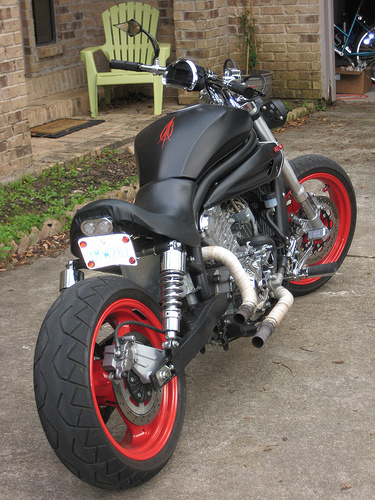 ROTA 282 Moto Clube: O Que Fazer Com Uma Kasinski Mirage 650