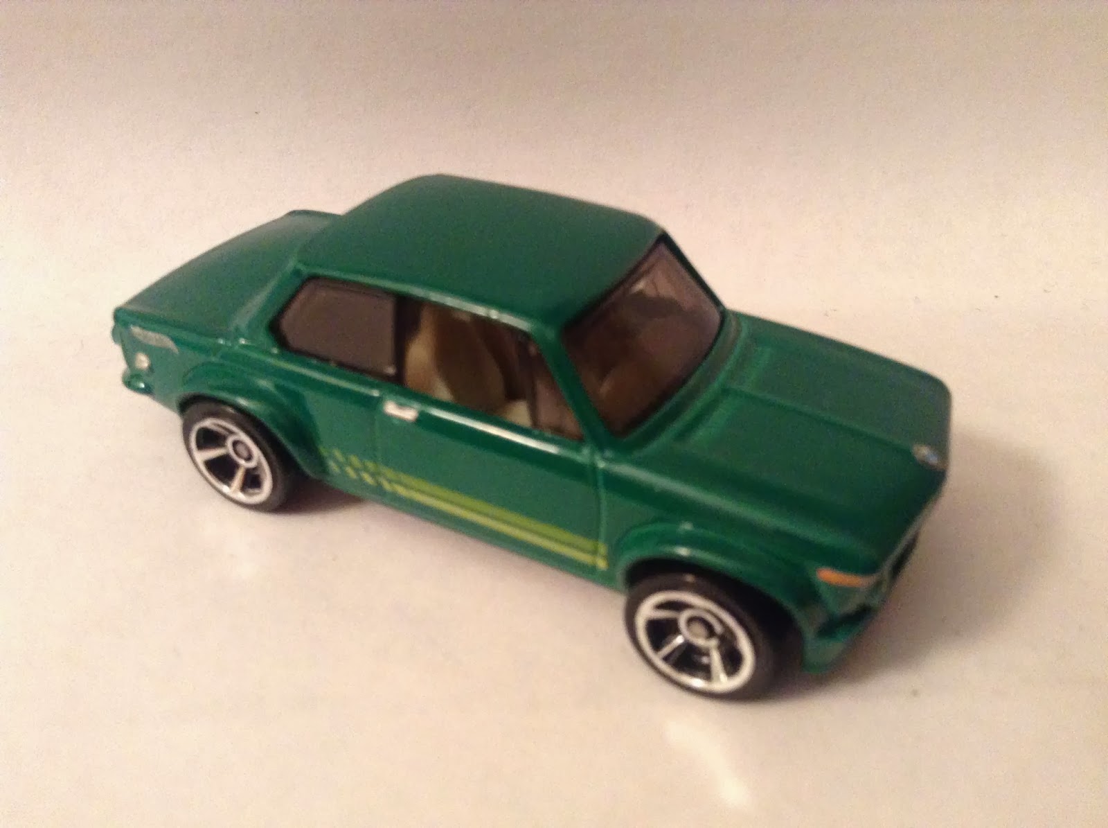 LA's Diecast Blog: Classic Custom: BMW 2002 by Hot Wheels