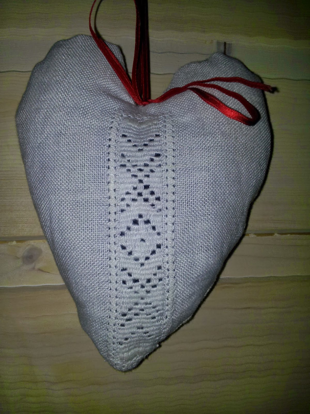 Kunst og handverk : Broderi
