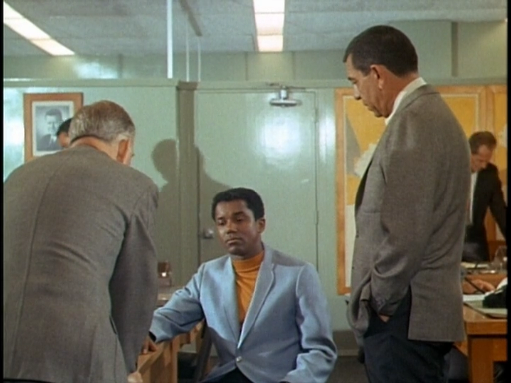 Everyone Nods: The Dragnet Style Files: "The Missing Realtor" or "The ...