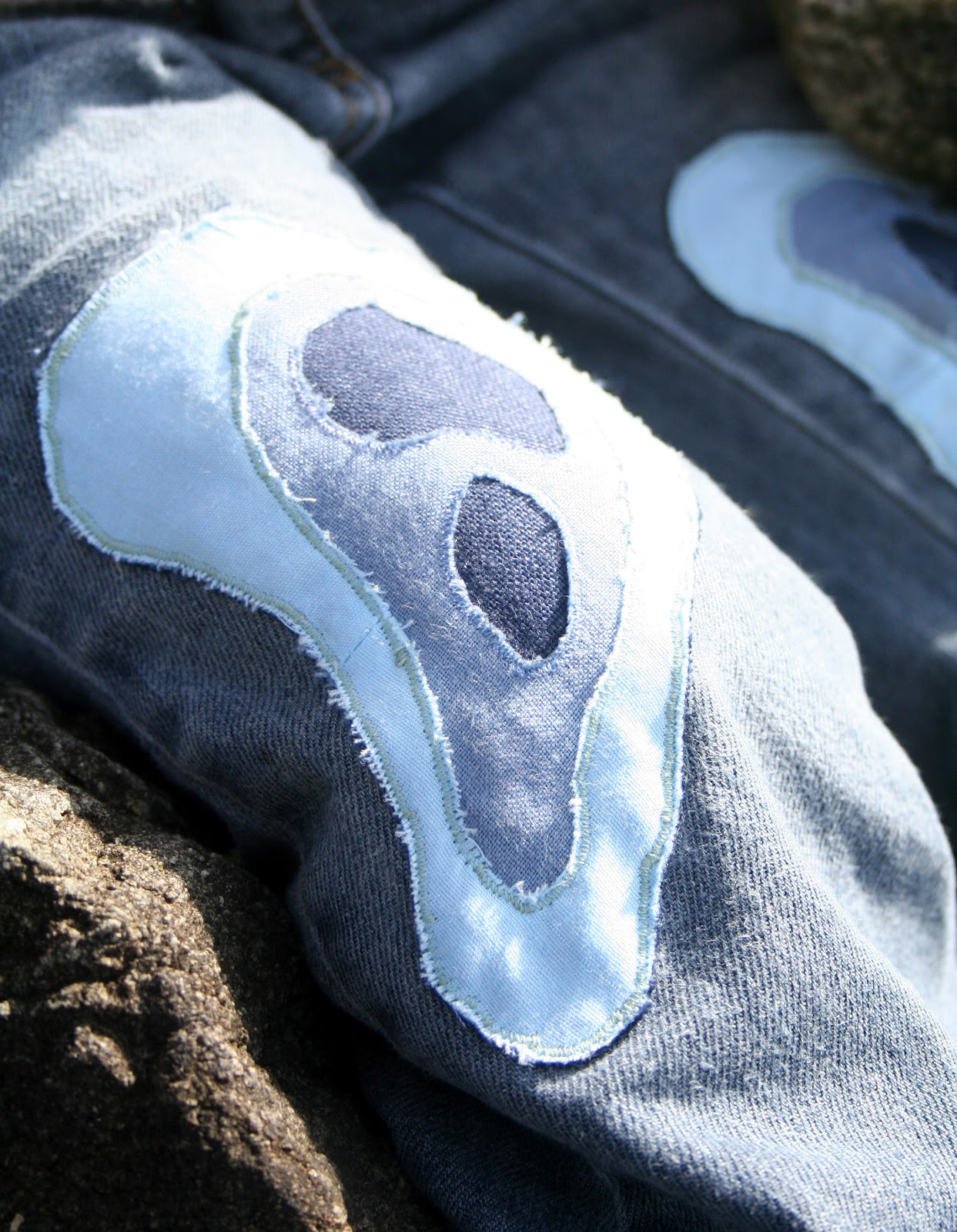 Shape of a Spoon: patches of topography