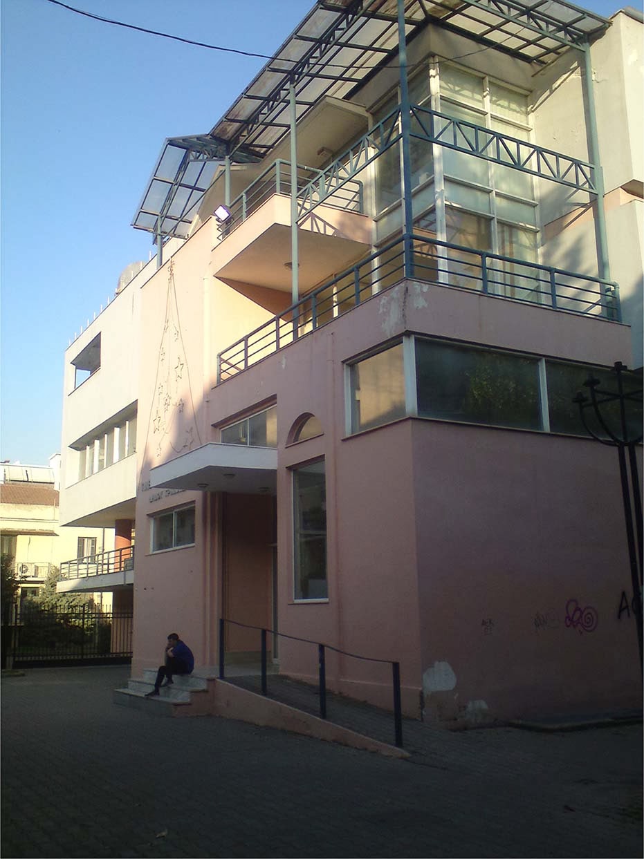 Η ΕΡΓΟΤΕΧΝΙΚΗ ΙΣΤΟΡΙΑ ΤΩΝ ΤΡΙΚΑΛΩΝ: ΤΟ ΠΝΕΥΜΑΤΙΚΟ ΚΕΝΤΡΟ ΤΗΣ ΠΟΛΗΣ