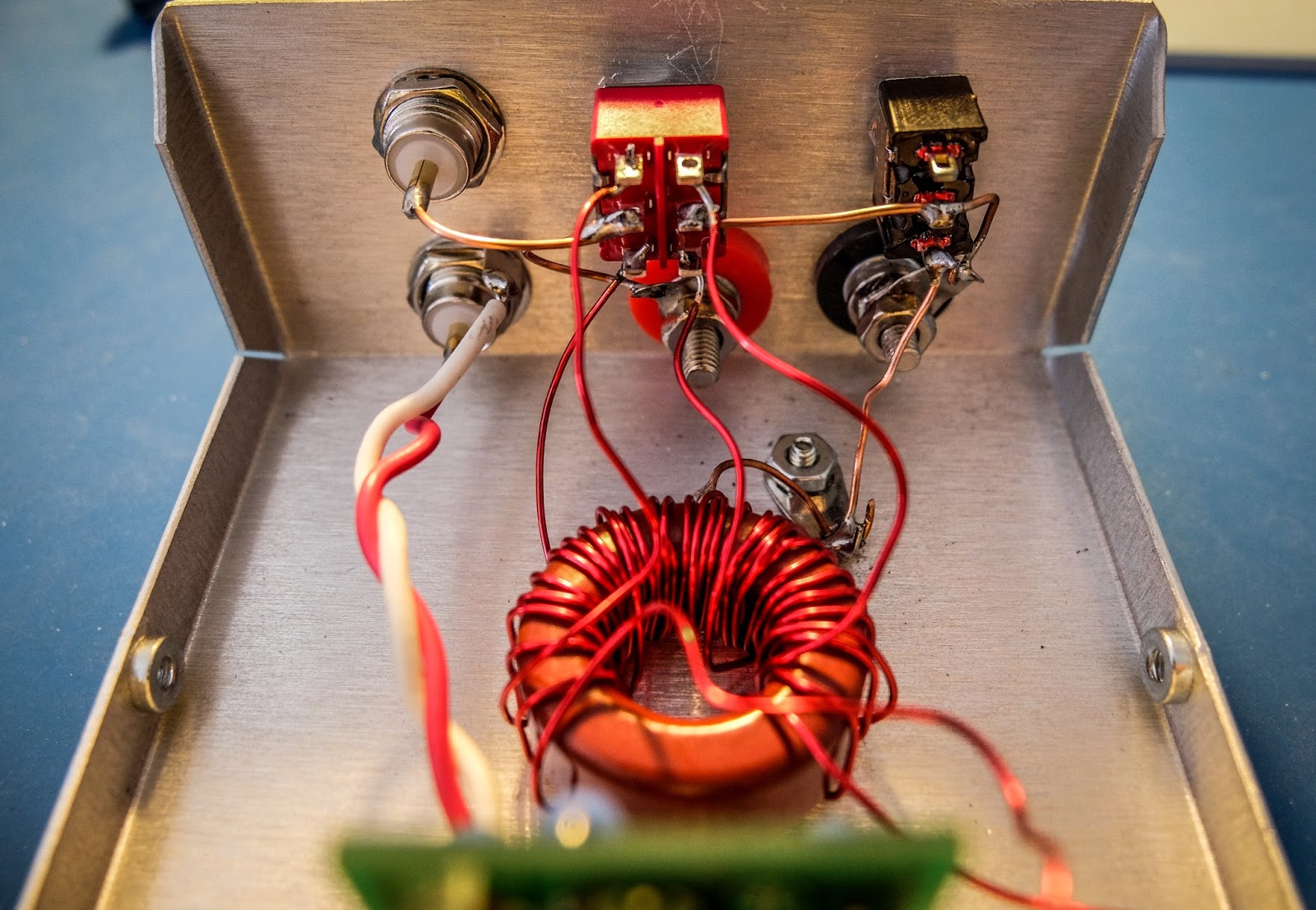 Balanced Line Tuner Archives • AmateurRadio.com