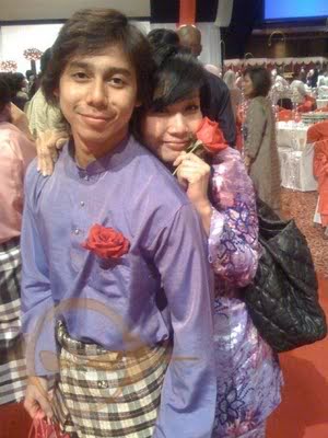 MYARTIS.COM | MYARTIS | MY | ARTIS: MICHELLE WEE (MELODI) KAHWIN 20-11-2011