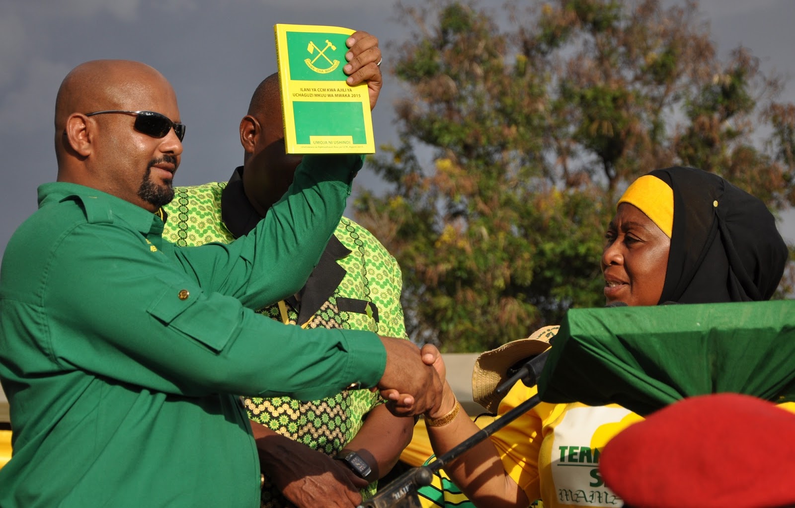 Mgombea Mwenza wa Urais kwa timeti ya CCM, Mama Samia Suluhu Hassan ...