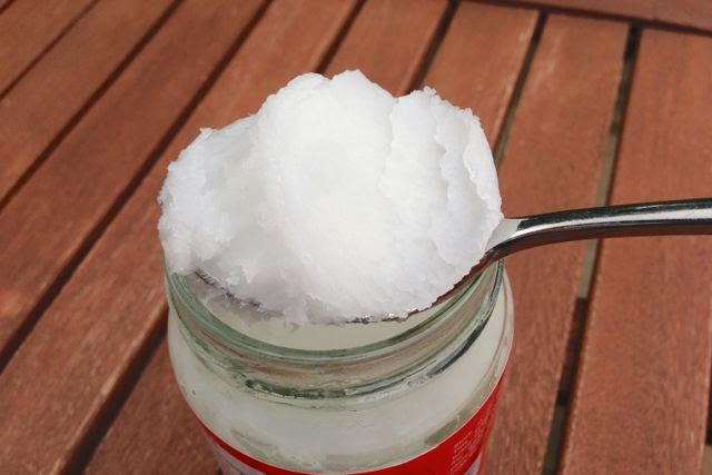 VEGANOO Vegan Reviews: Review: Cocofina Coconut Oil / Nectar