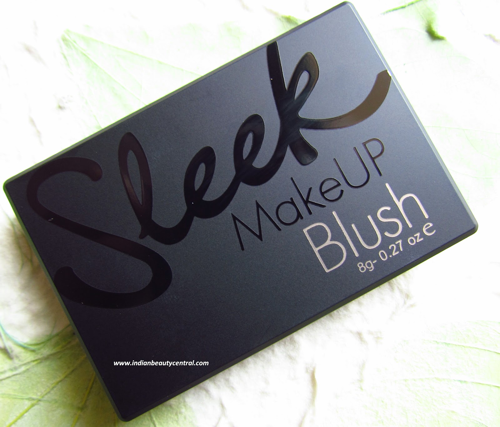 Indian Beauty Central: Sleek Makeup Blush Sleek Gold review and swatches