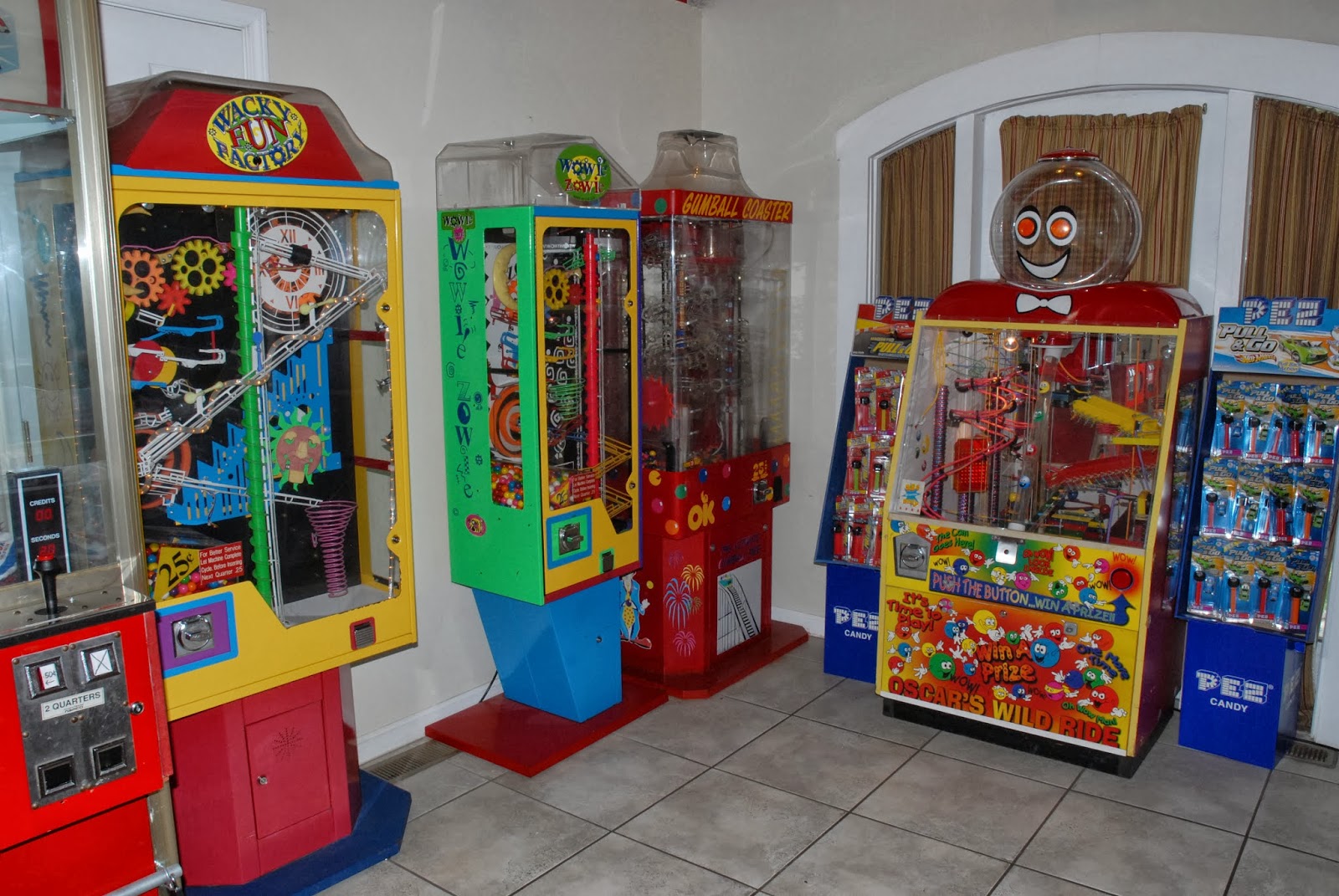 Santa's Candy Castle: Santa Claus, Indiana