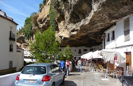 The Presurfer: 21 Weird Towns To Visit Around The World