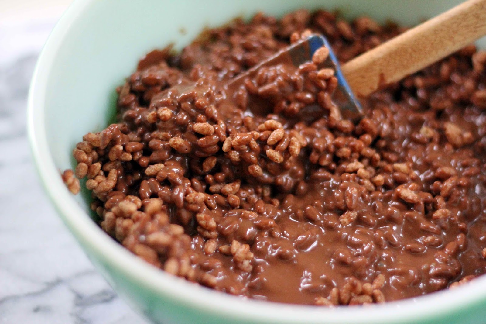 Blue Kale Road: Crispy Chocolate Bars