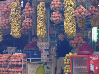 Pakistani fruit stalls ~ All About Pakistan