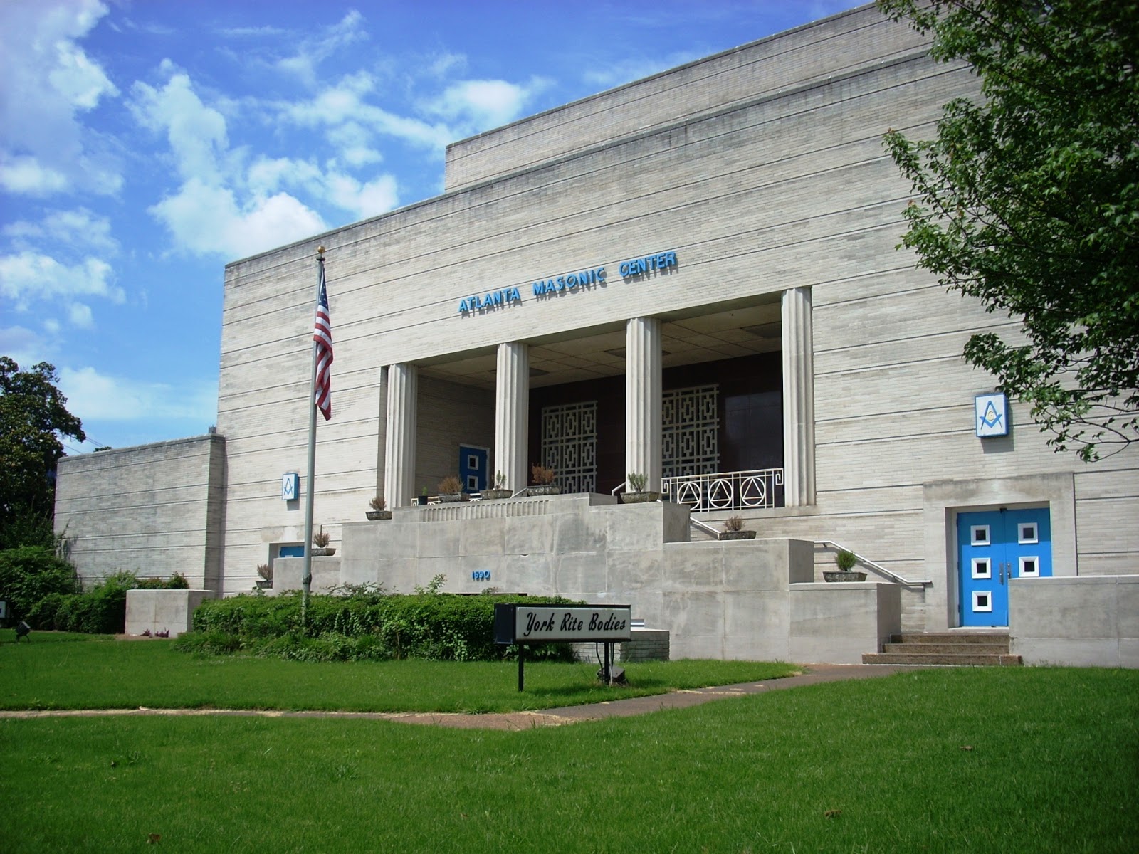 FOX FACT: ATLANTA MASONIC TEMPLE (1960)