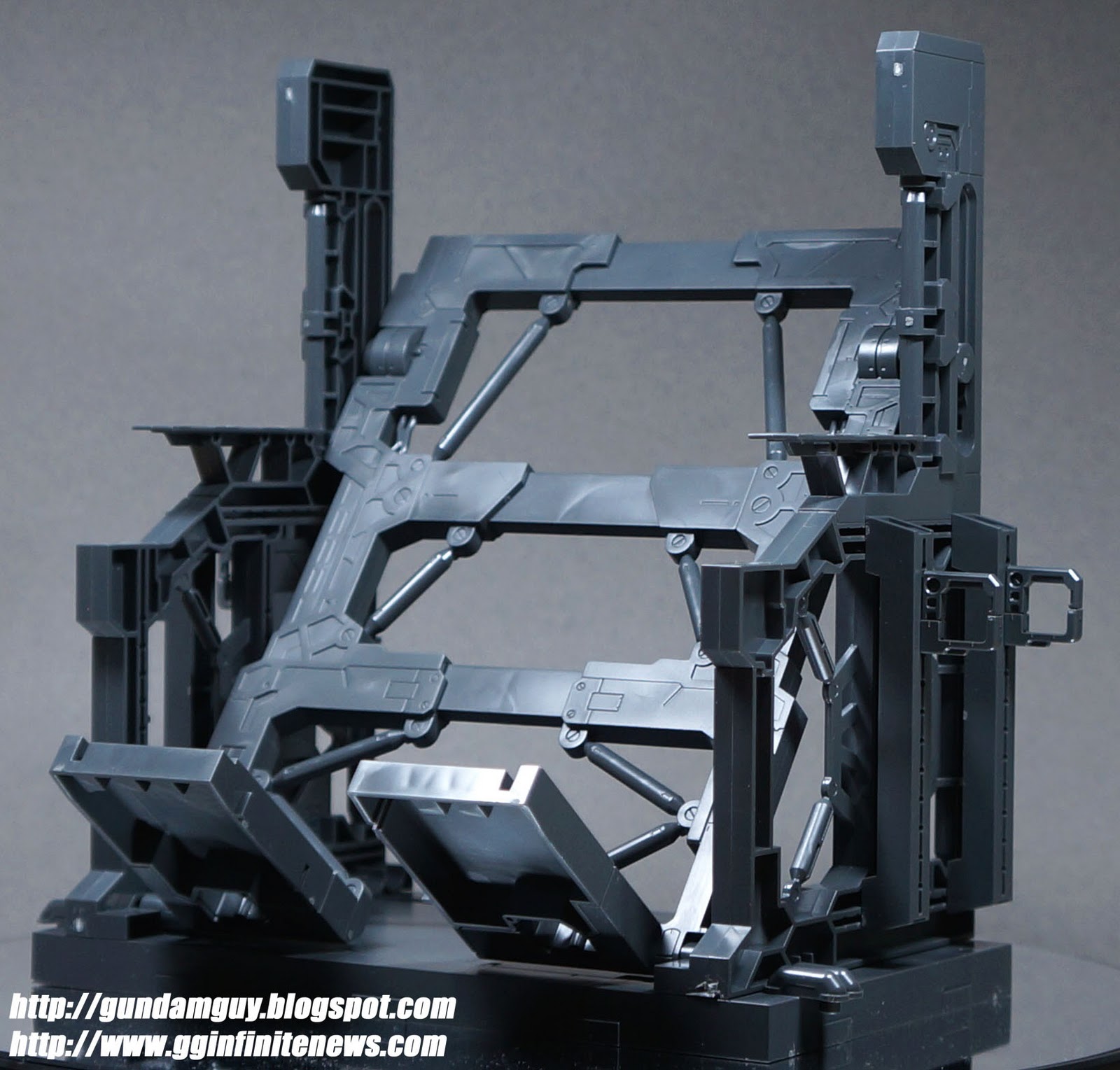 GUNDAM GUY: System Base 001 - Review by Gundam Guy