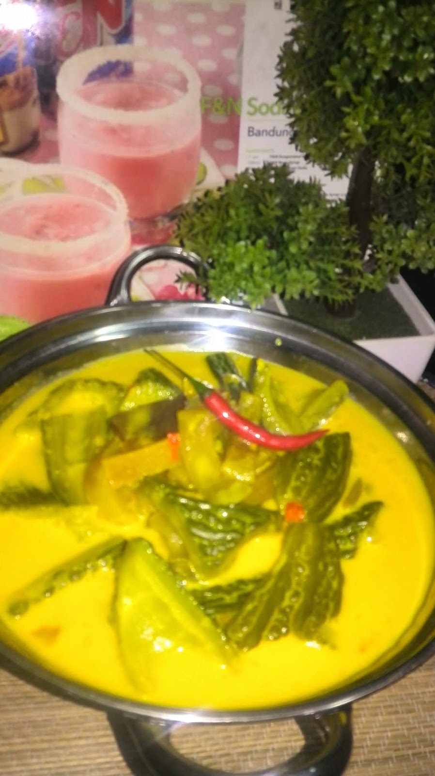 namakucella: KULIT LEMBU MASAK LEMAK CILI API DENGAN PERIA