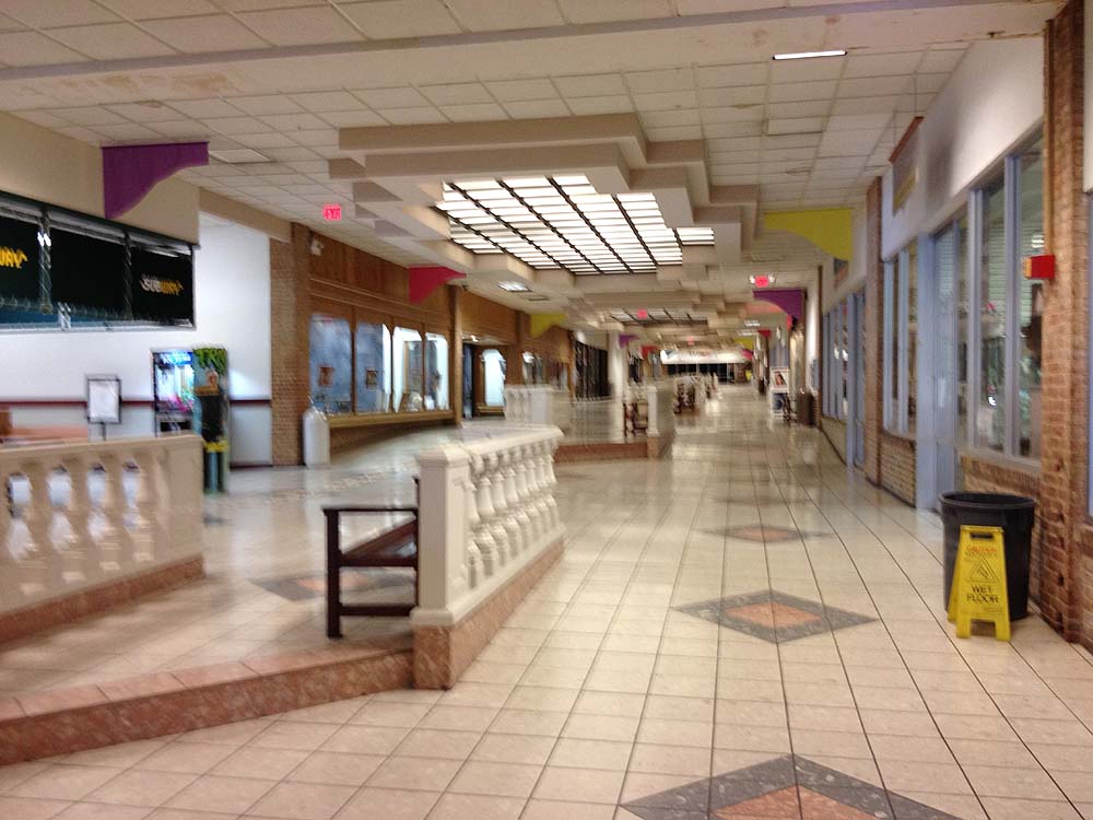 Sky City: Retail History: Westgate Mall: Bethlehem, PA