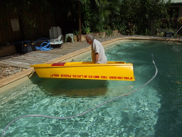 DIY 8ft Boat: IT FLOATS