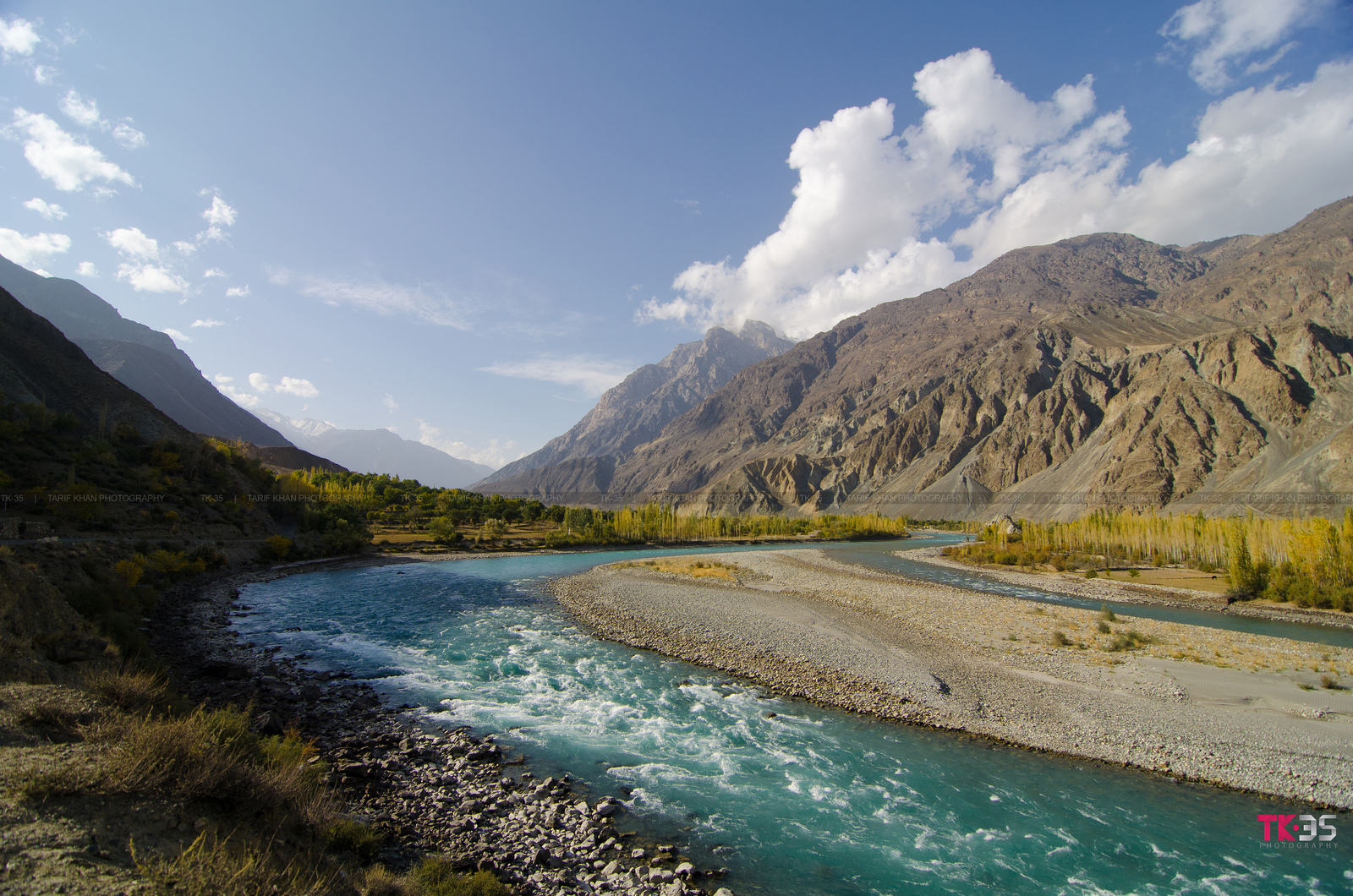 Nature Attracts : Ghizer River in Gilgit-Baltistan