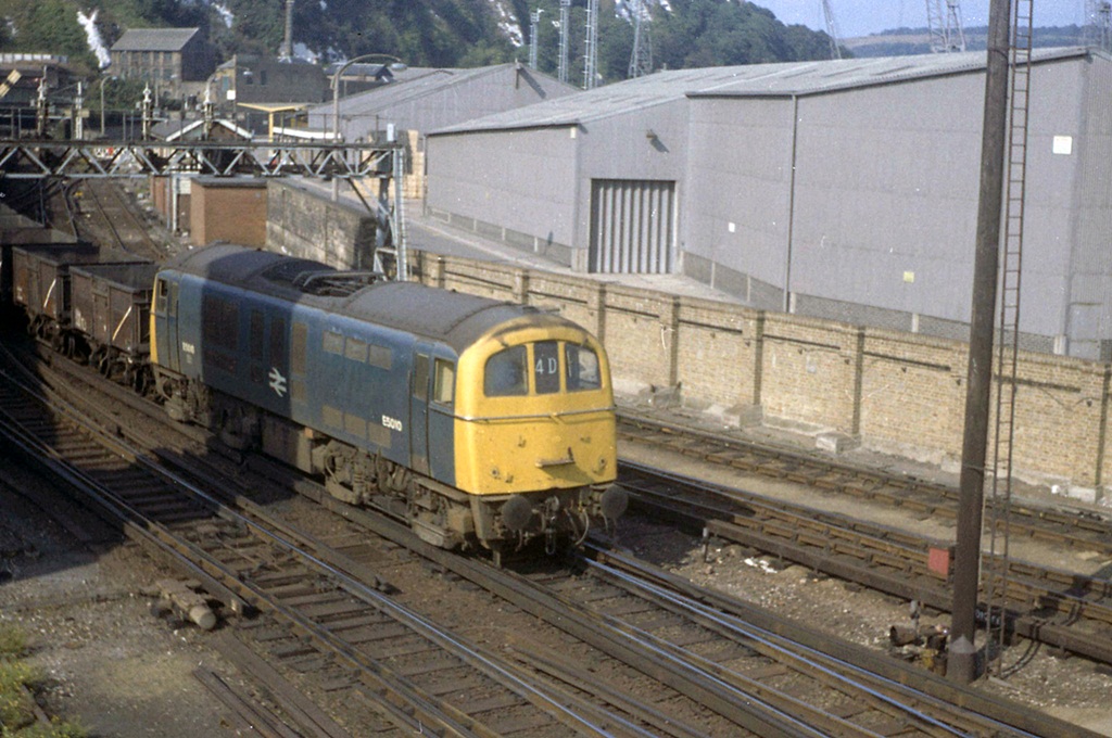 Voie de Débord: Locomotives : Class 71