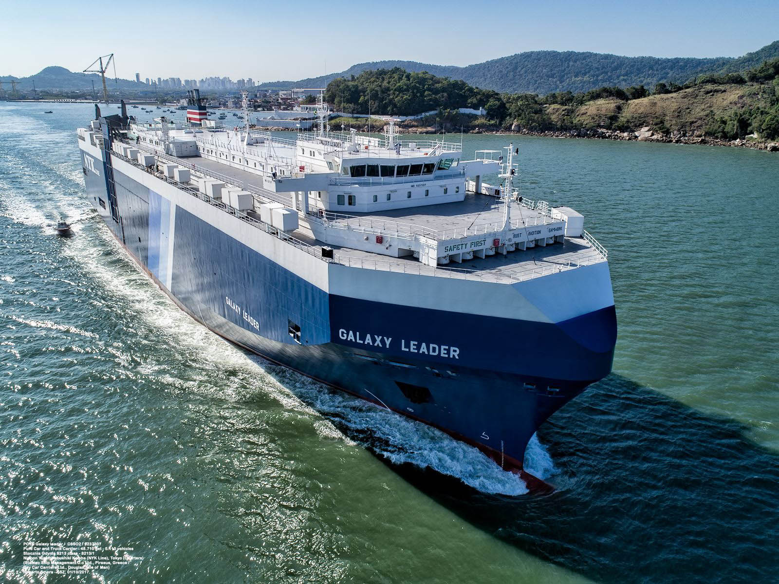 Santos Shiplovers: PCTC Galaxy Leader / C6SO2, Leaving Santos