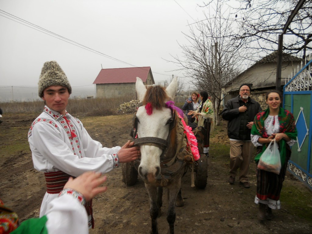 Warren's Moldovan Way: Moldova reruns - people