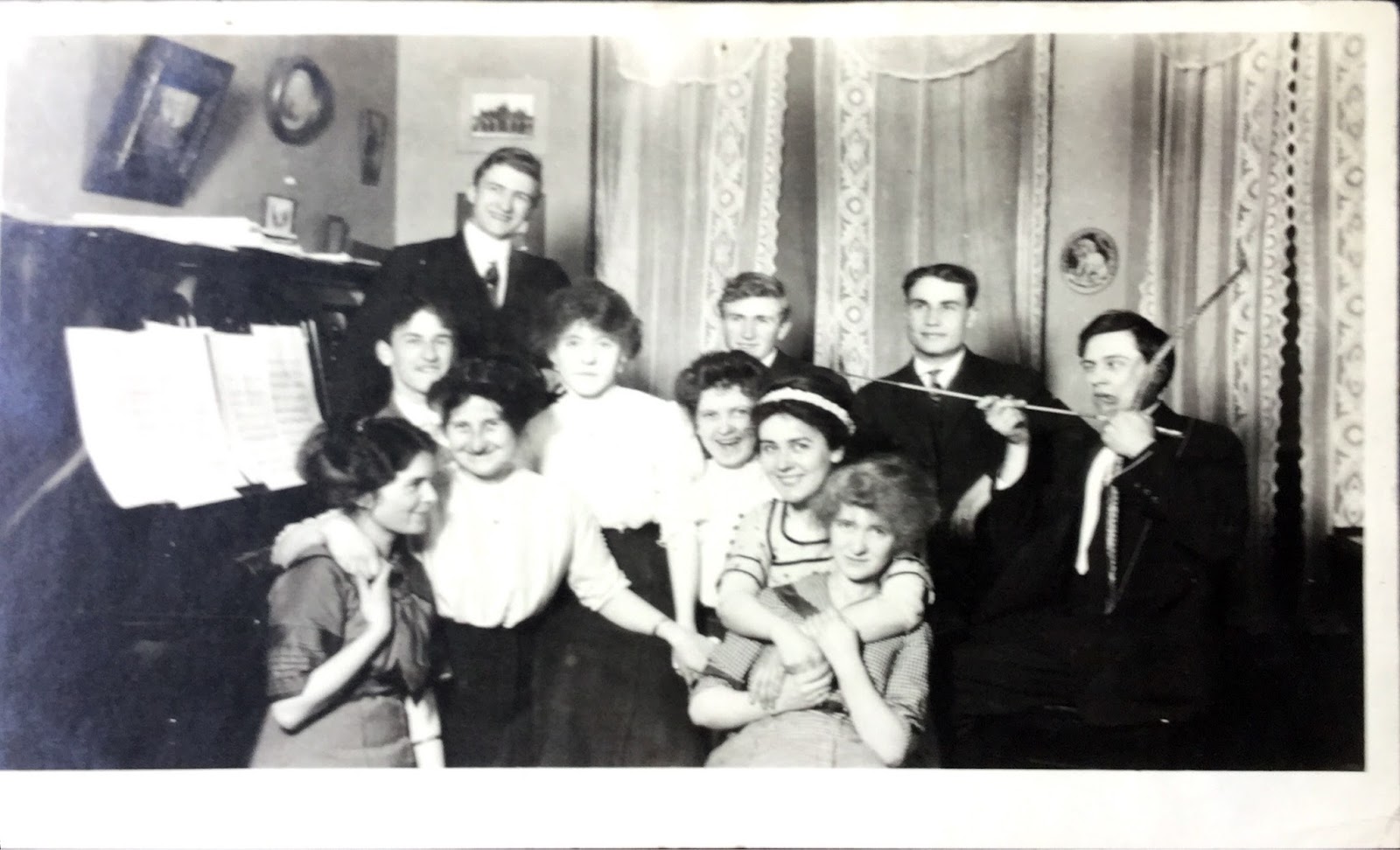 Betty's Boneyard Genealogy Blog: My Grandmother's Adventures: A Summer ...