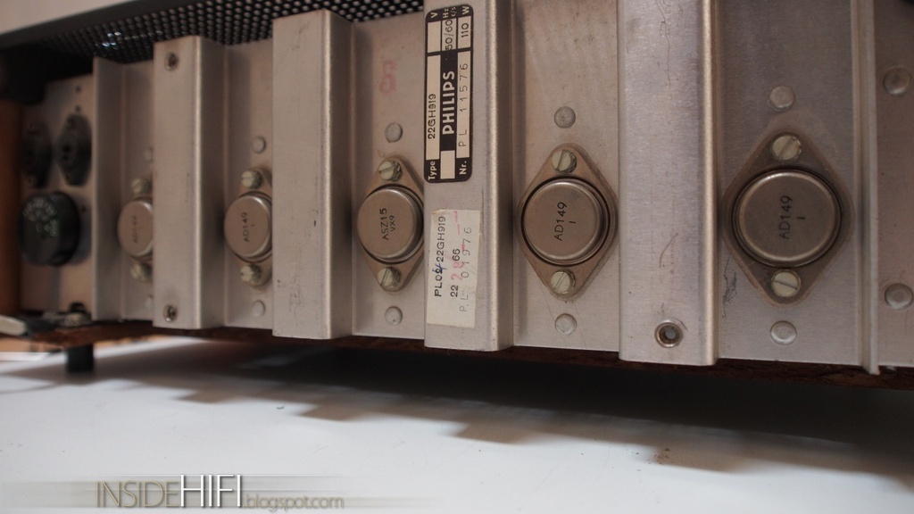 Inside Hi-Fi: Philips 919 (22GH919)