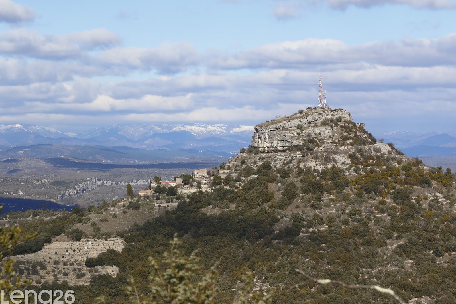 Balades en Drôme-Ardèche: Sampzon : le tour du Rocher (Ardèche)