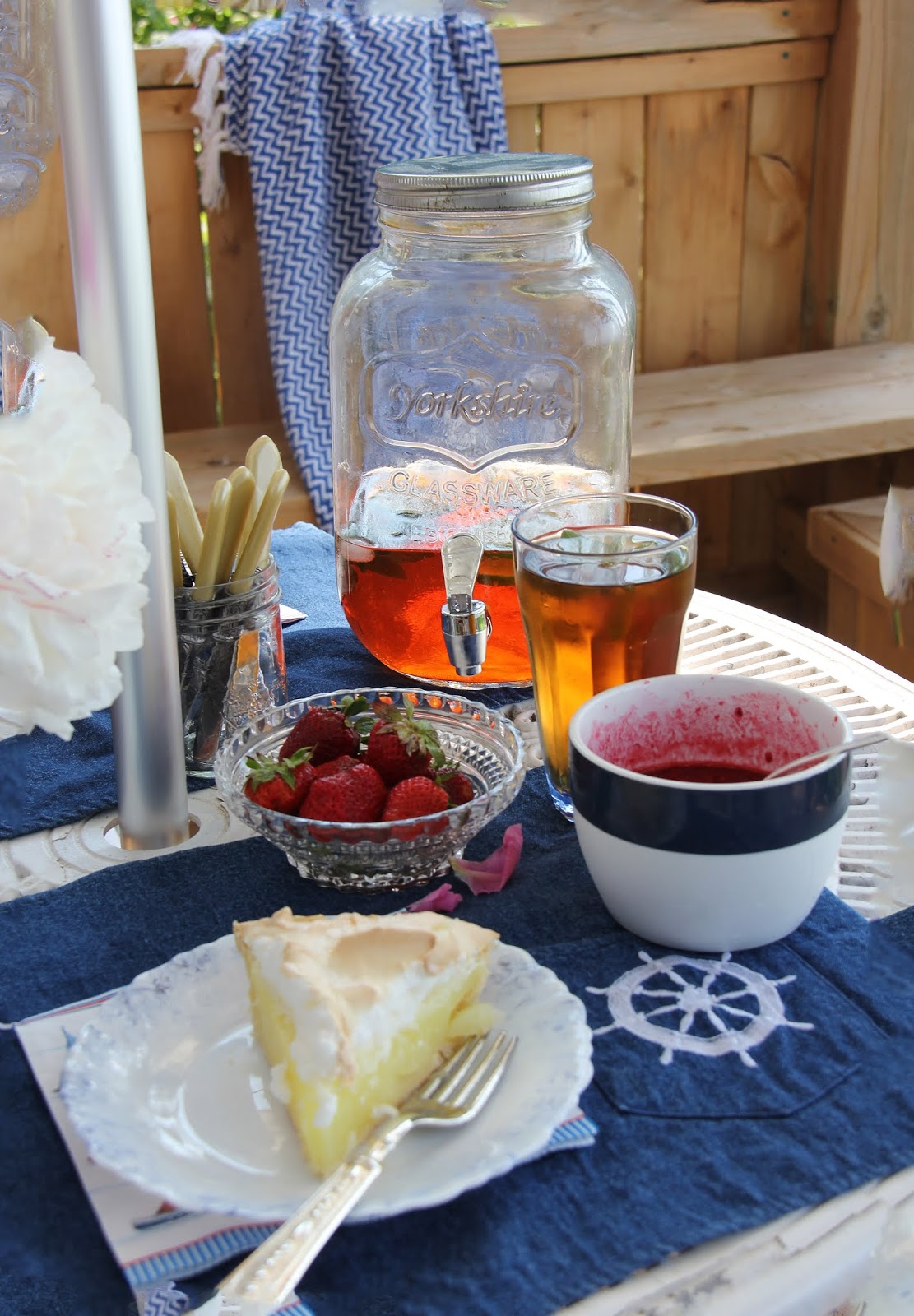 Aiken House & Gardens: Summer Time Tea