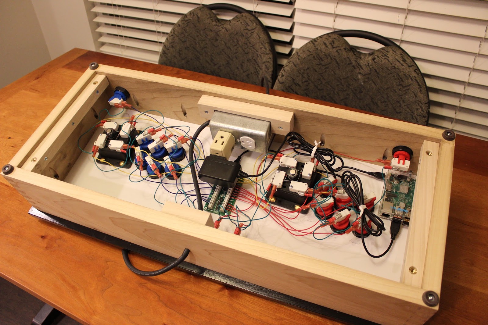 Woodswag: Multiple Arcade Machine Emulator