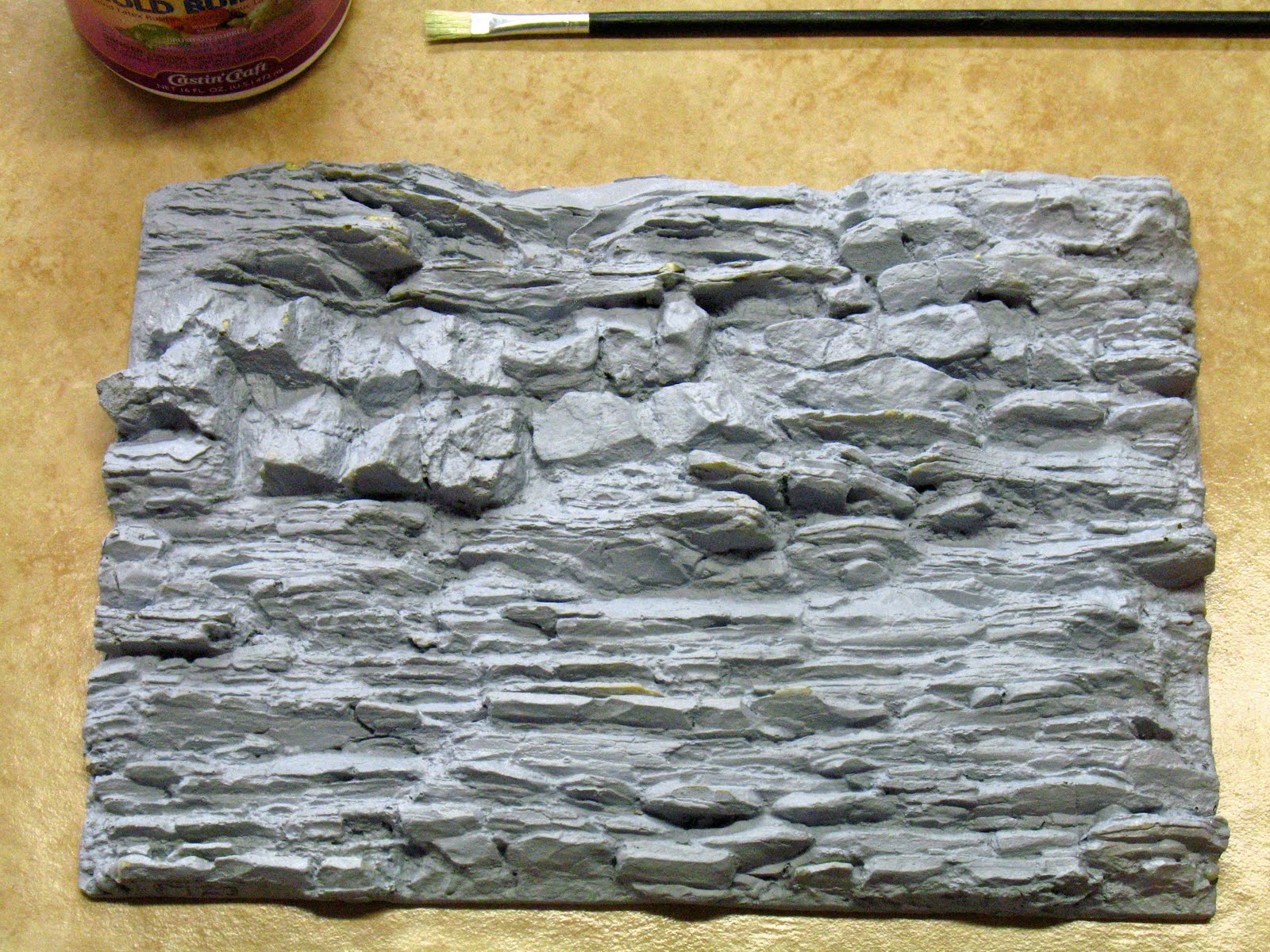 Free Model Railroad Clinics: Make a Latex Rock Mold