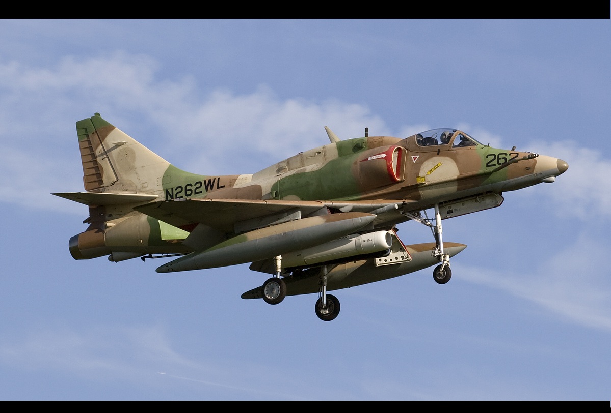 FOTOARMAS.COM: Mc. Donnell Douglas A-4 Skyhawk (Israel)