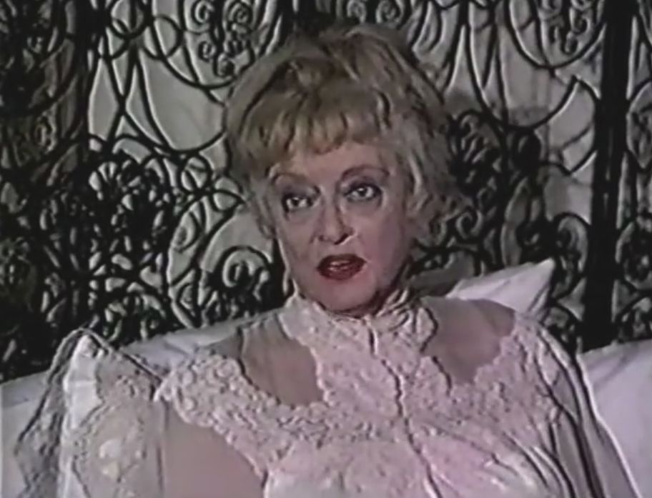 GREAT OLD MOVIES: SCREAM PRETTY PEGGY