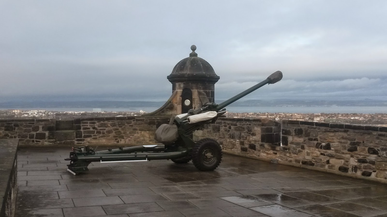 Northumbrian Gunner: Edinburgh - One O Clock Gun Exhibition Edinburh Castle