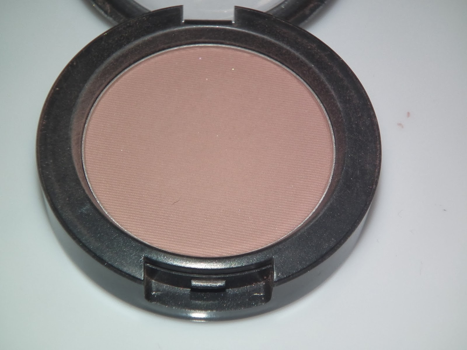 MAC COSMETICS Powder Blush Prism Swatches