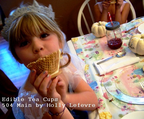 504 Main by Holly Lefevre: Tea Time! Edible Tea Cups