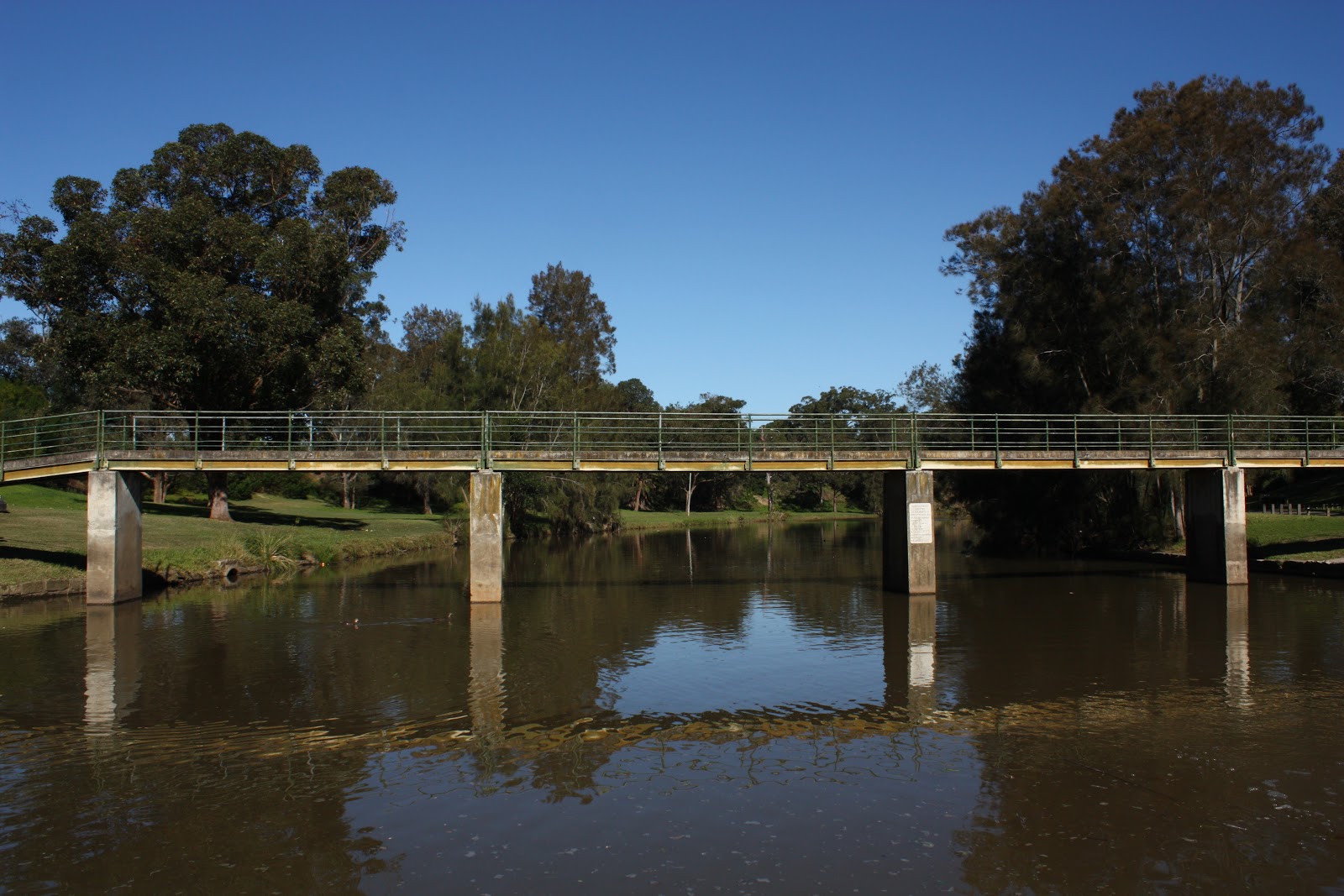 Sydney - City and Suburbs: Parramatta, Buttons Bridge