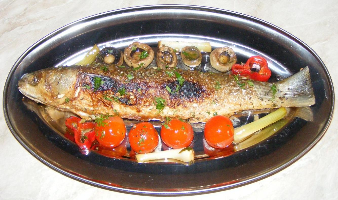 Peste chefal fript la tigaie cu legume | Preparatedevis.ro