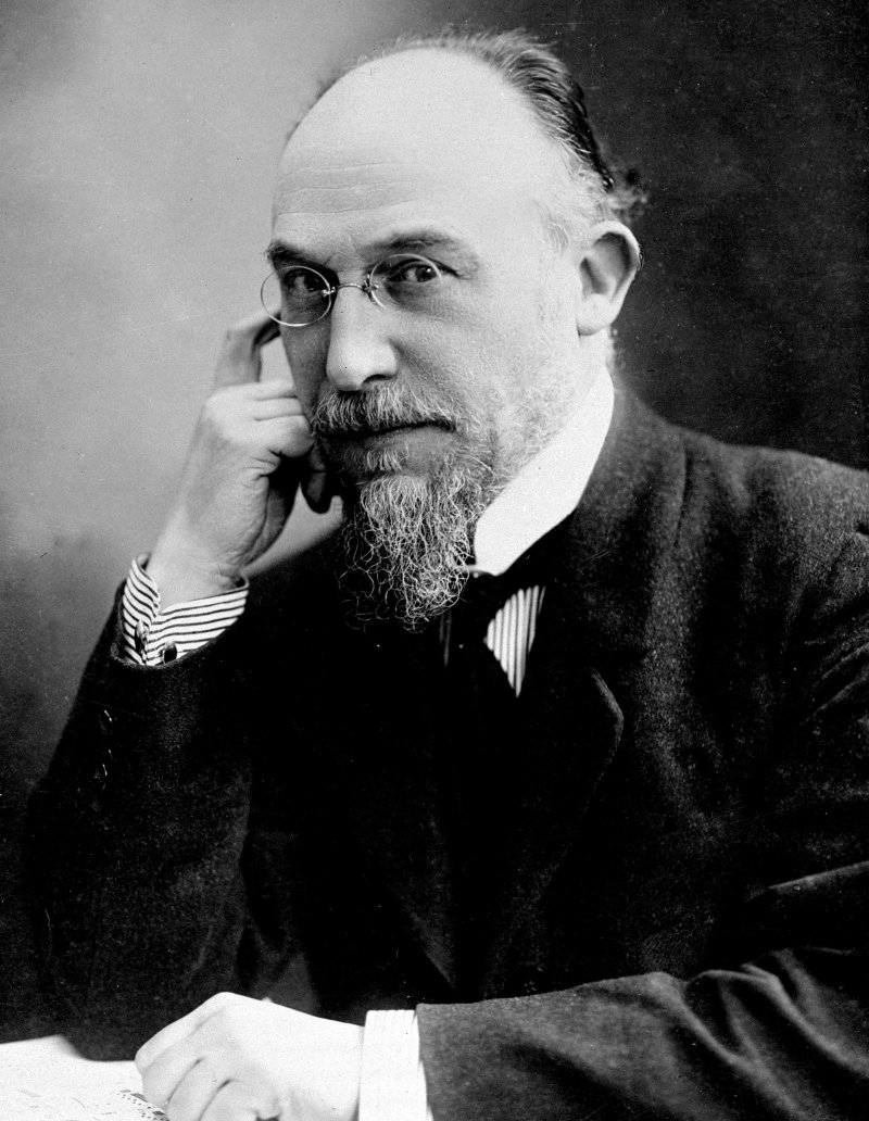 Equerre: Gnossienne n°1 - Erik Satie (1866-1925)