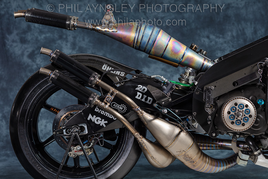 Racing Cafè: Yamaha YZR 500 OWL9 G.McCoy 2002 Team Red Bull Yamaha WCM