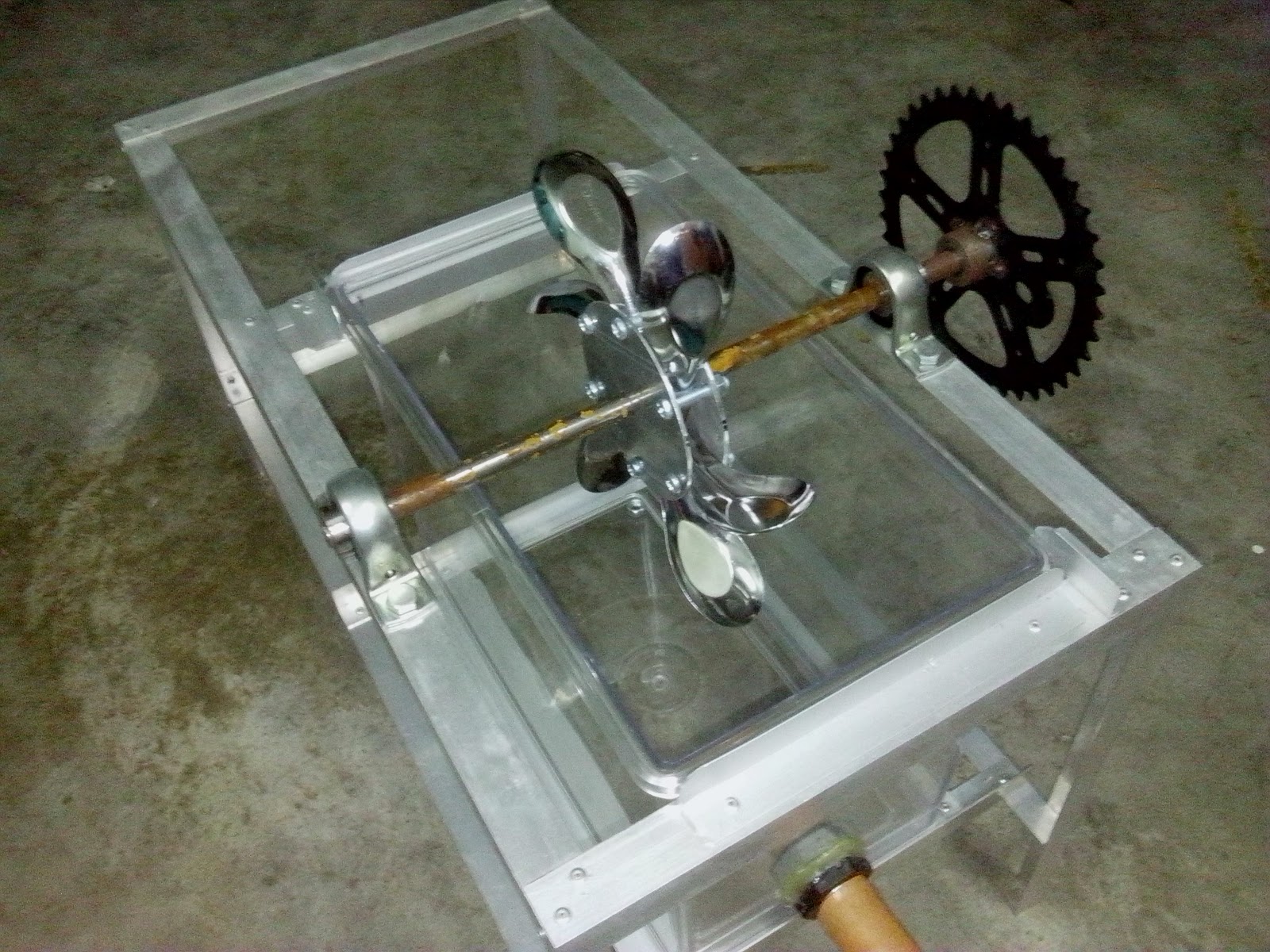 FINAL YEAR PROJECT (Mini Hydroelectric Generator): February 2013