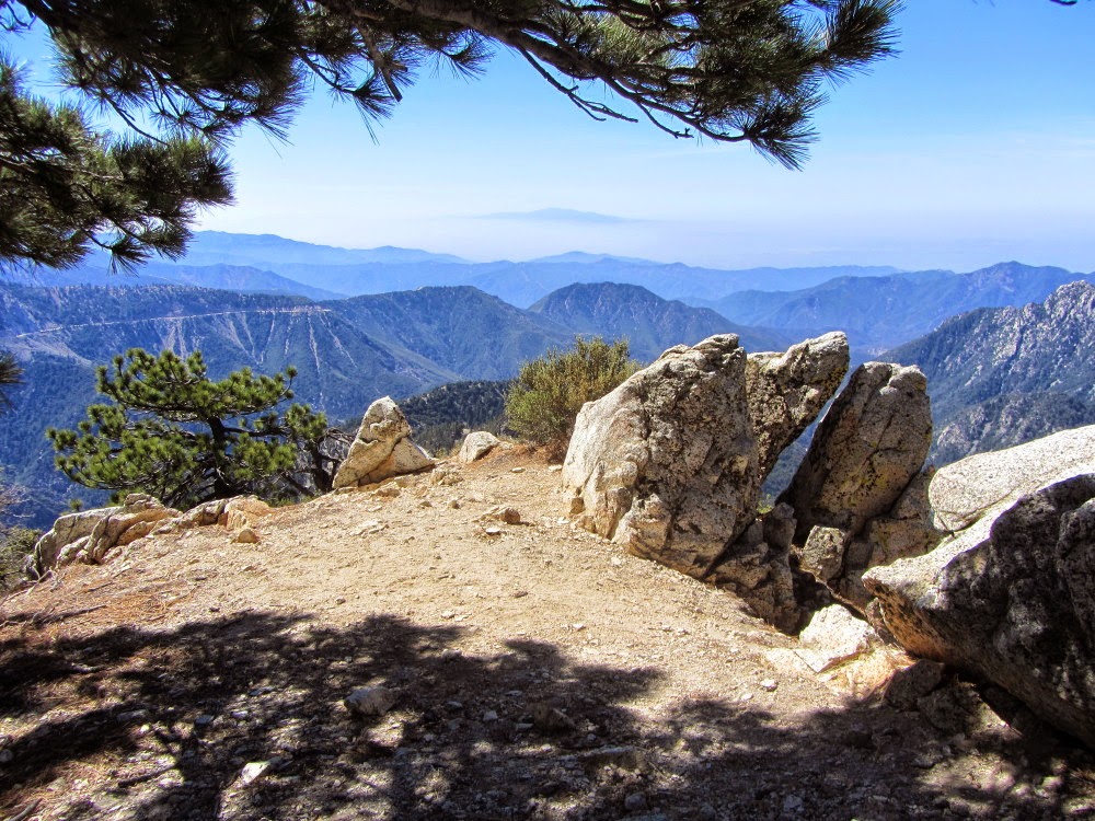 Dan's Hiking Blog: Kratka Ridge Hike - June 14, 2014