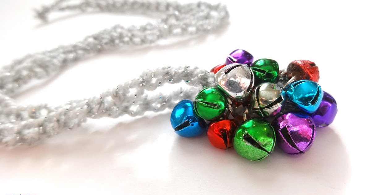 Fiber Flux: Free Crochet Pattern...Jingle Bell Pendant Necklace!