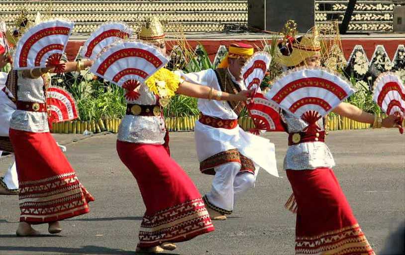 Melinting Dance, Traditional Dances From Lampung - My Indonesian