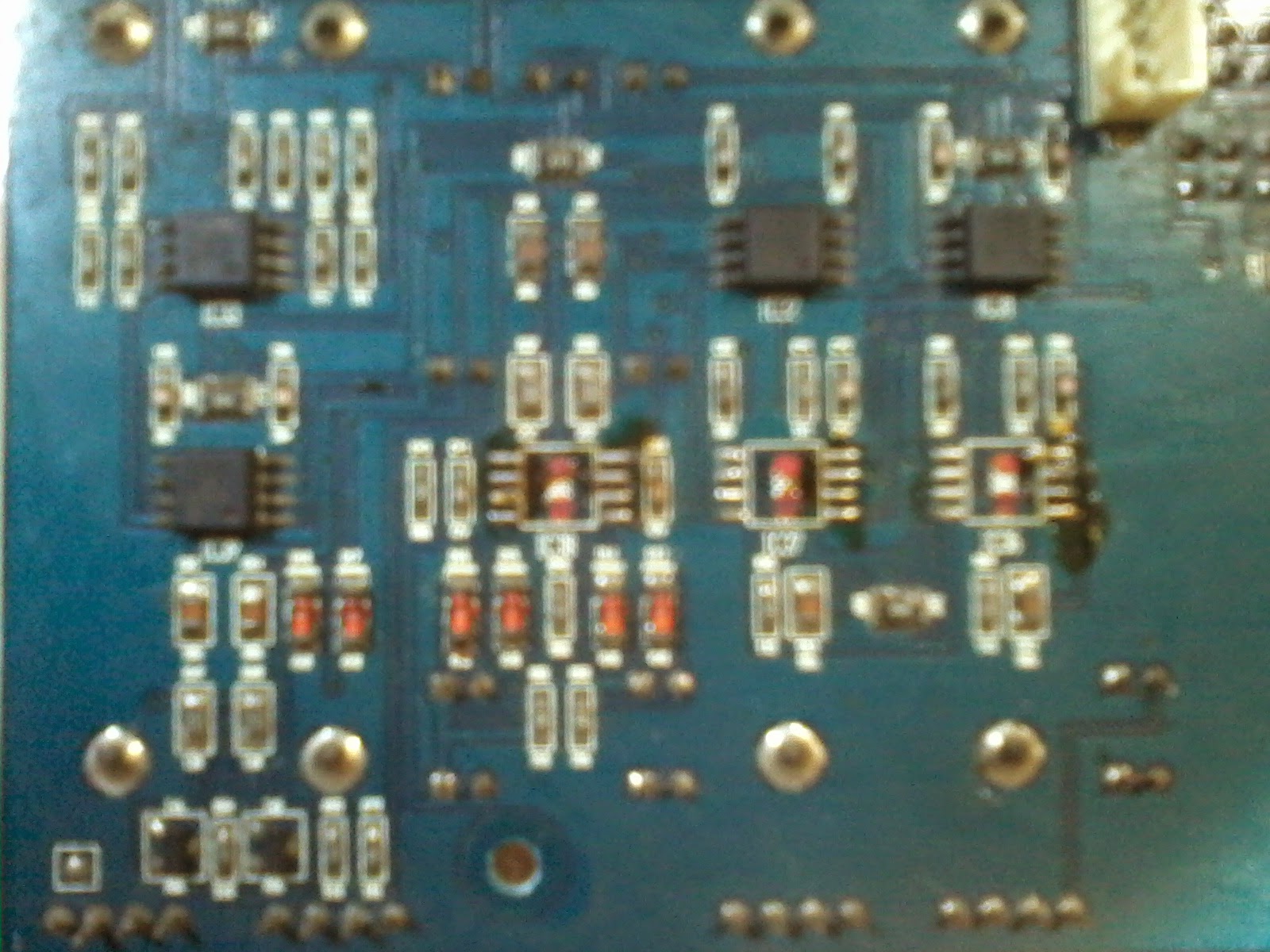 Cara Mencabut dan Memasang Komponen Elektronik IC pada PCB dengan ...