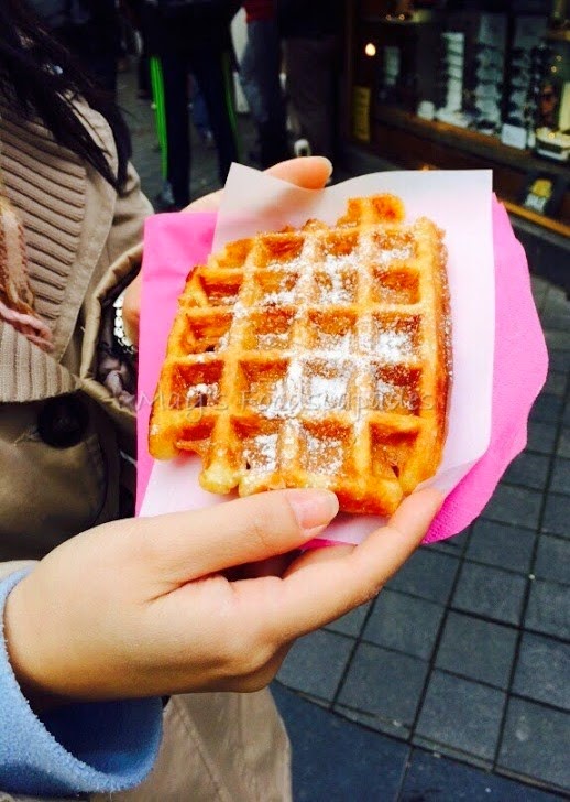 May's Foodscapades: Dutch and Belgian Waffles!