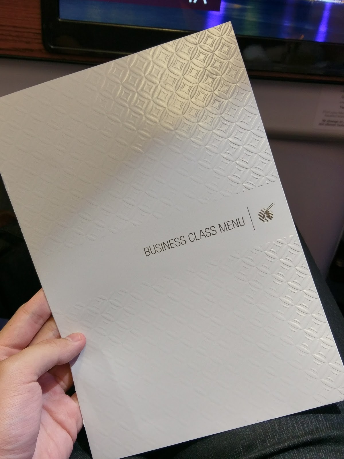 空中漂流: 卡達航空 QR971/195 C Class B/E Diamond Seat 飛行紀錄