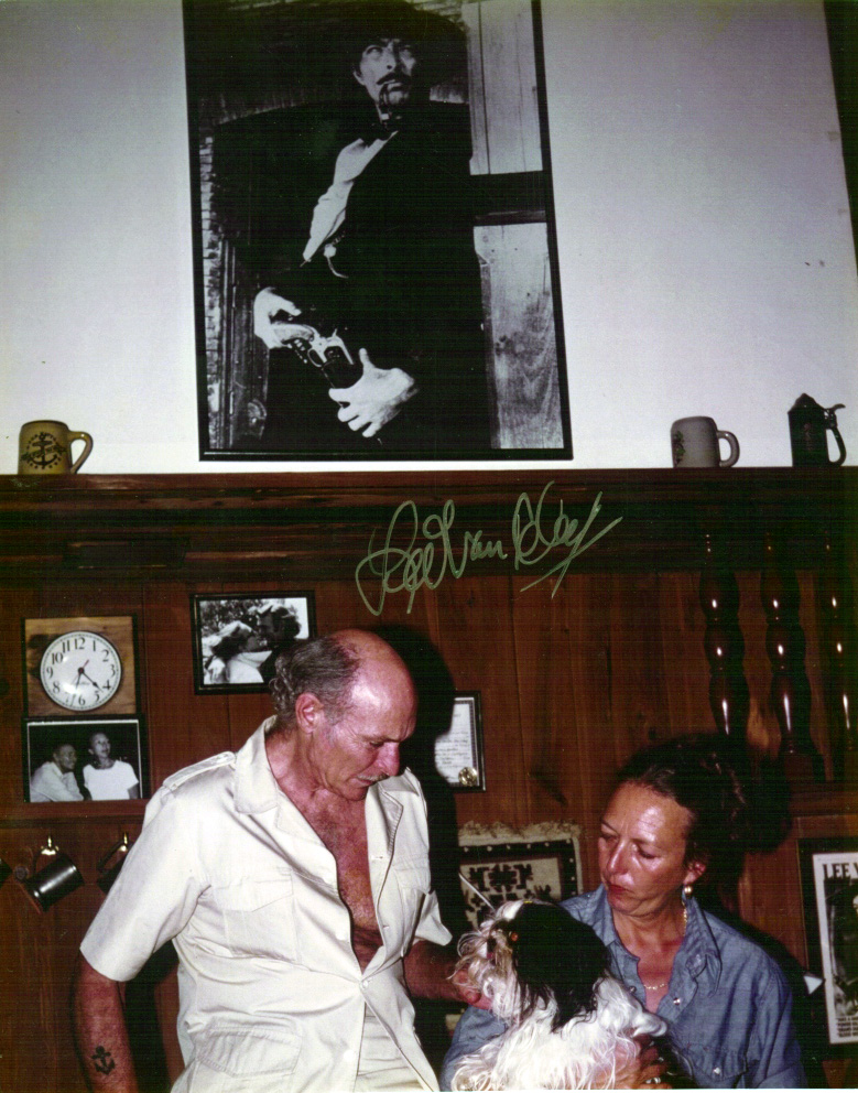 TheBad.net - The Lee Van Cleef Blog: LVC Had Awesome Taste in Artwork