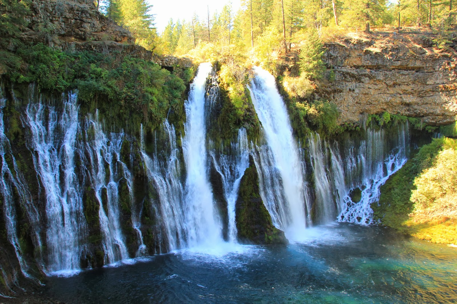 Travels with Twinkles: Pit River Casino-Burney, CA